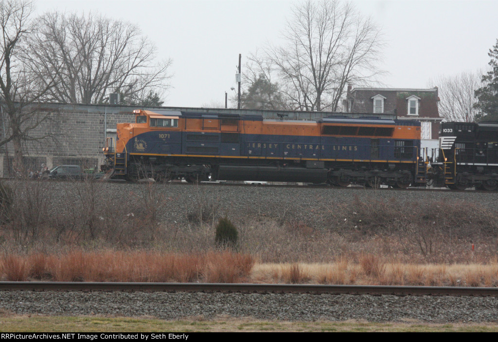 NS 592 EB @ Mary NP:HP 112